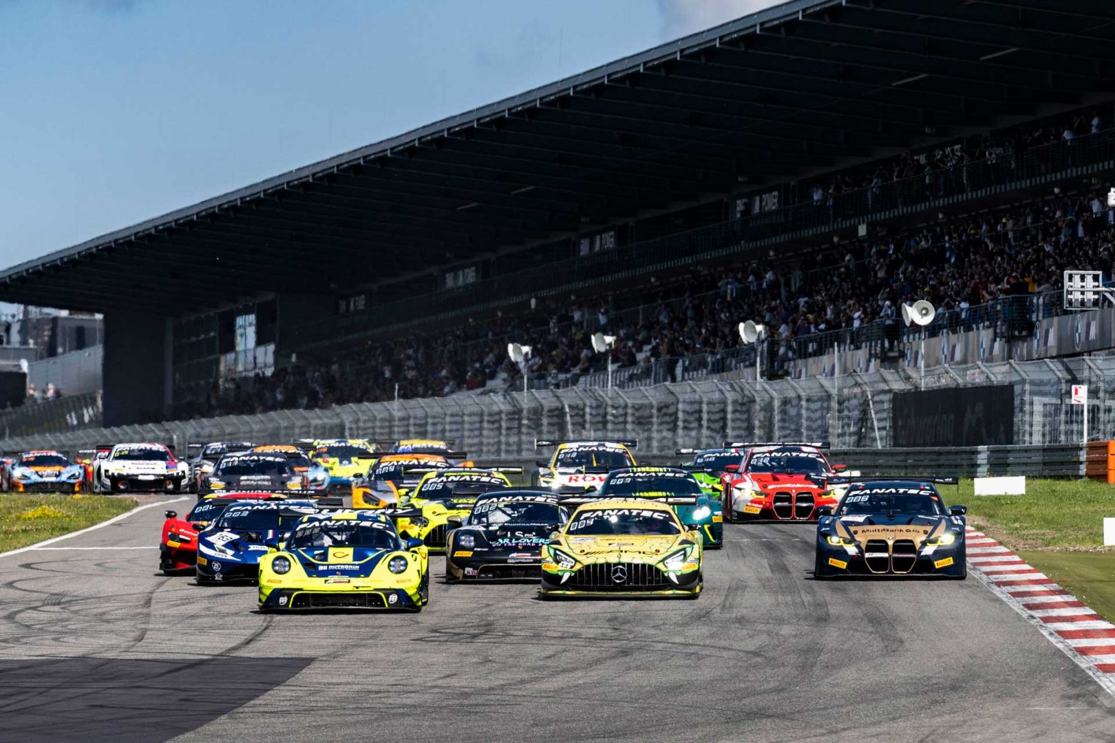 Rutronik Racing feiert Bronze-Sieg am Nürburgring – Rutronik Racing